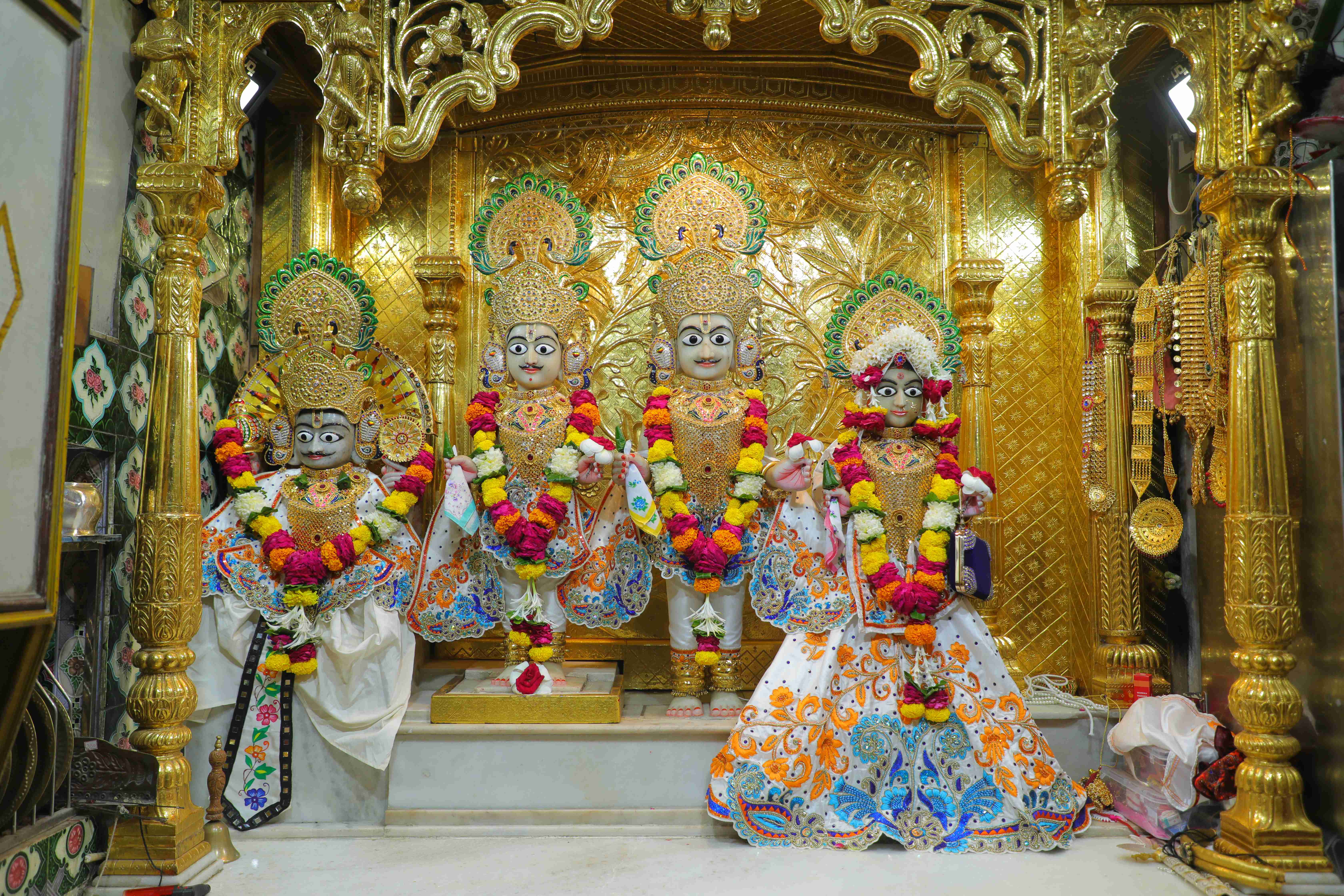 Pu. Laxminarayandasji Swami Asthi Visarjan at Ghelo River Gadhpur Dham | Swaminarayan Gurukul ...